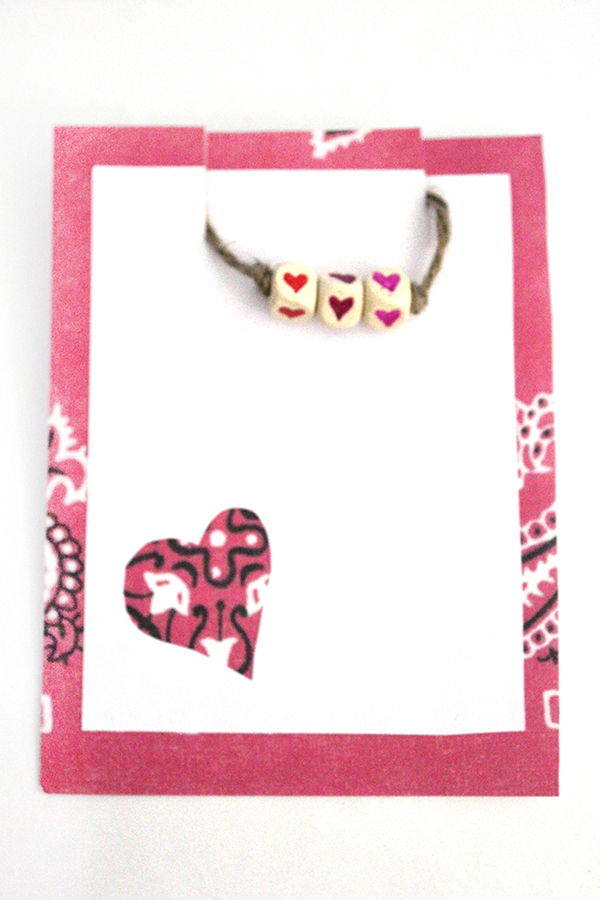 Valentine's Day Card Craft * Moms and Crafters