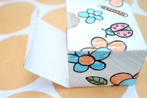 Free Printable Color in Gift Boxes for kids * Moms and Crafters