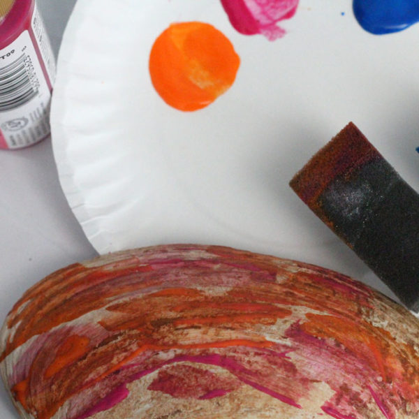 Painted Seashell Craft - sunset scenes * Moms and Crafters