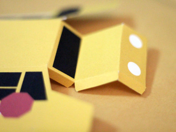 School Bus Treat Boxes - a free printable! * Moms and Crafters