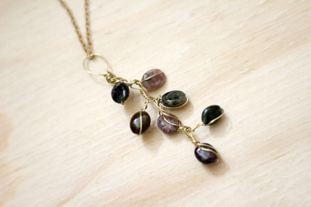 Branch Necklace - Wire Wrapped Jewelry Tutorial * Moms and Crafters