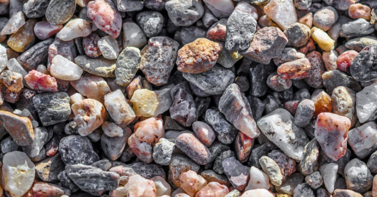 16 Cool things to make with rocks