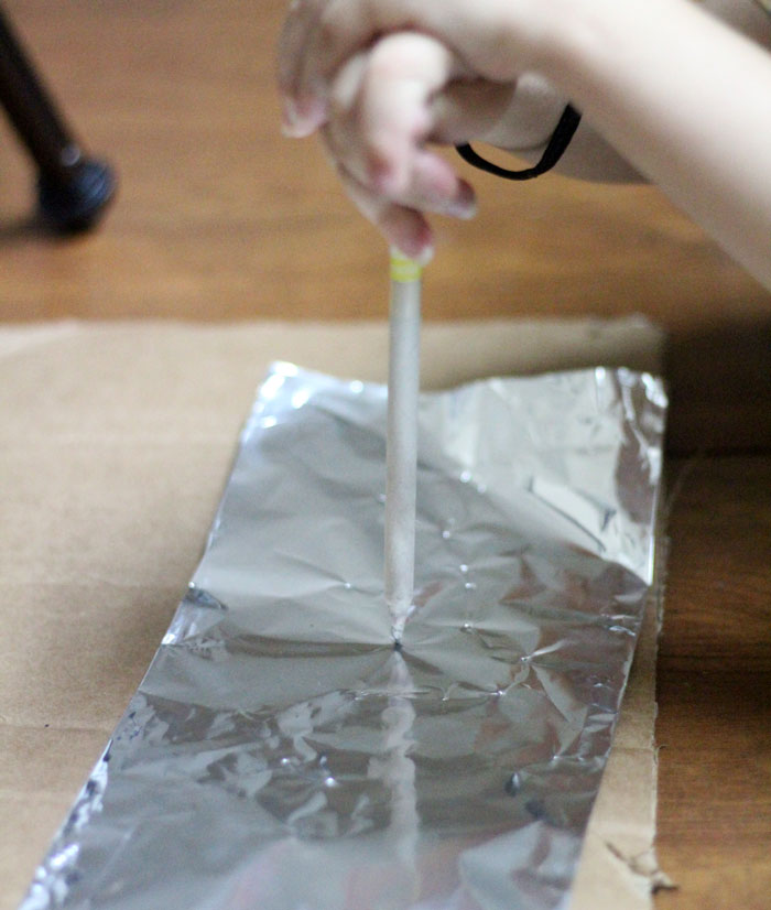 Starry Night Light - a Toddler Craft * Moms and Crafters