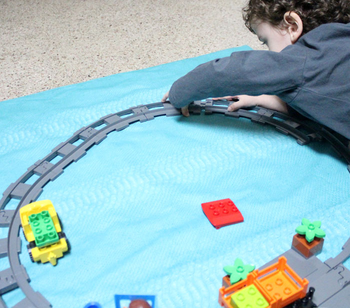 Playdate with Mom - 19 Activities and Ideas * Moms and Crafters