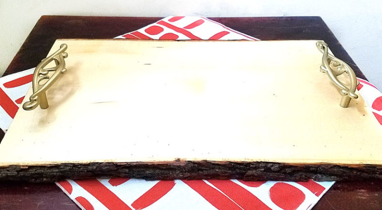 DIY Coffee Bar Tray for a fun flavoring station! * Moms and Crafters