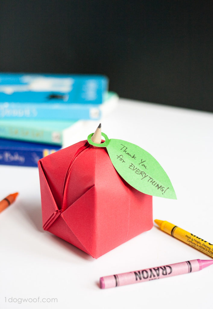 Scrapbook Paper Crafts - 19 Cool things to make with scrapbook paper!