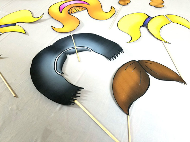 Photo Booth Props - Big Hair Styles * Moms and Crafters