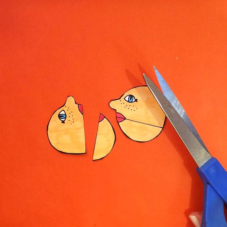 Clothespin Paper Puppets - free printable * Moms and Crafters