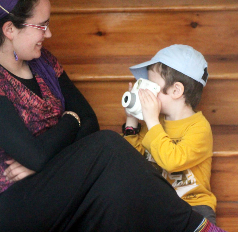 Making Memories from everyday moments * Moms and Crafters