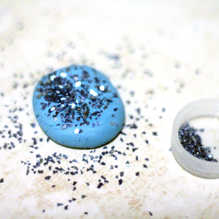 Seashell Necklace - Craft with your beach shells! * Moms and Crafters