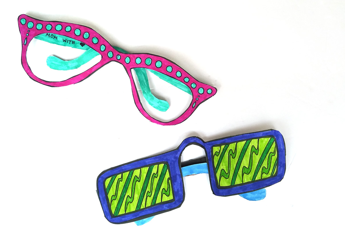 Free Printable Reading Glasses Coloring Bookmarks * Moms and Crafters