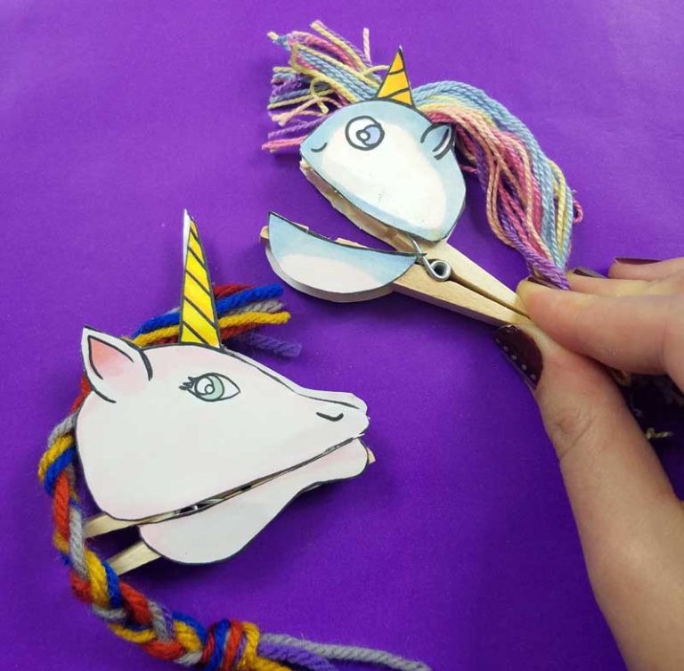 Clothespin Puppets - Unicorns! (Free Template) * Moms and Crafters