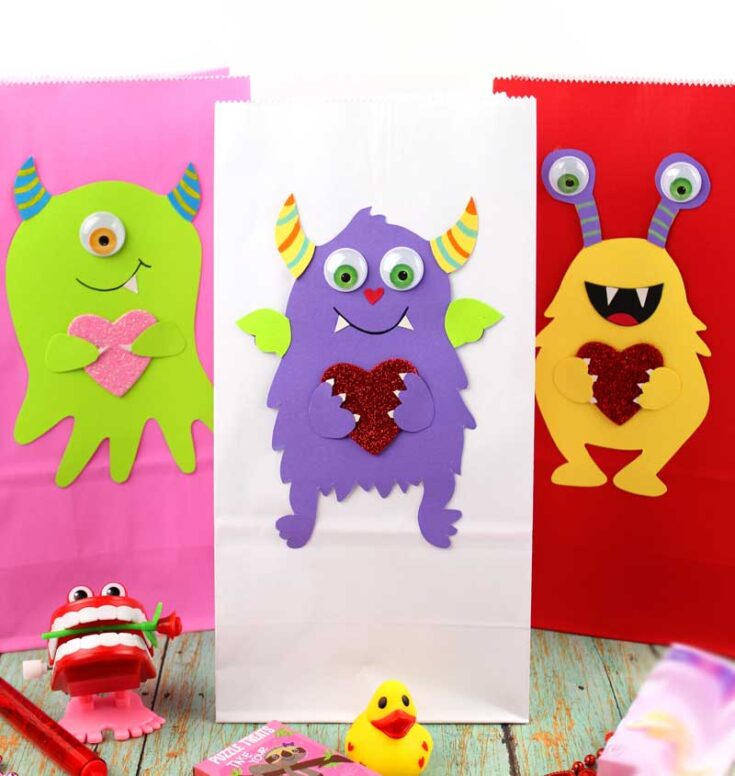 Valentine Treat Bags - Monster Love! * Moms and Crafters