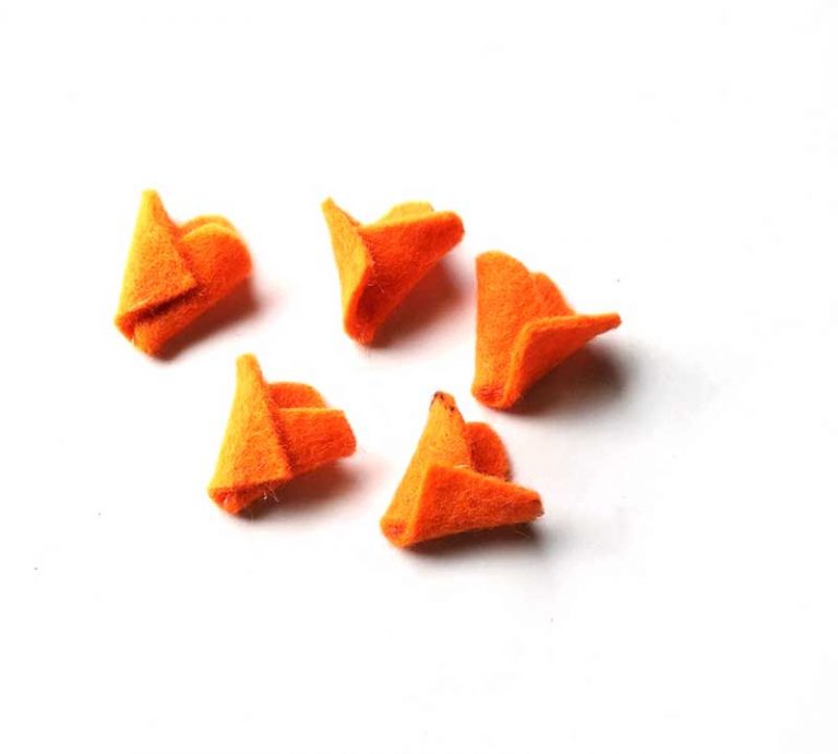 Felt Flower Template - Drinking Straw Flower Craft * Moms and Crafters