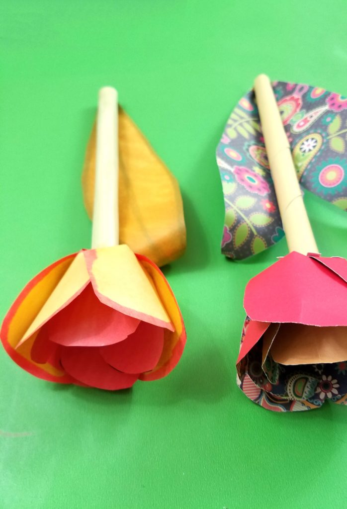 Paper Tulips - Free Printable Paper Flower Template * Moms and Crafters