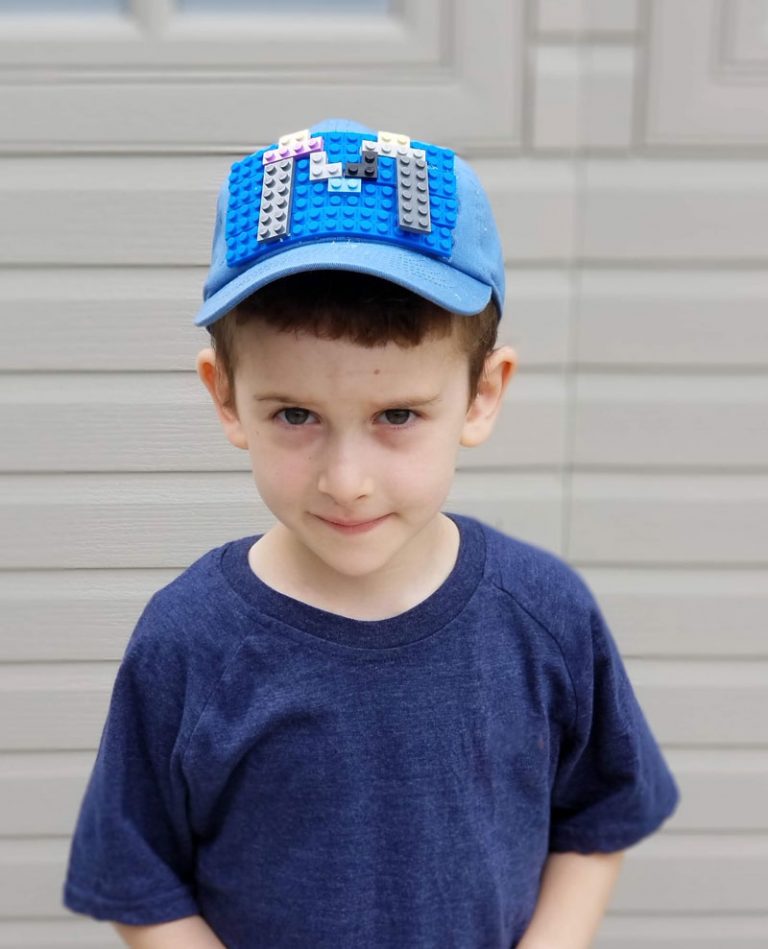 LEGO Cap - Create a Super Cool Cap using Real Bricks! * Moms and Crafters