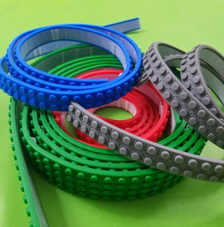 LEGO Cap - Create a Super Cool Cap using Real Bricks! * Moms and Crafters