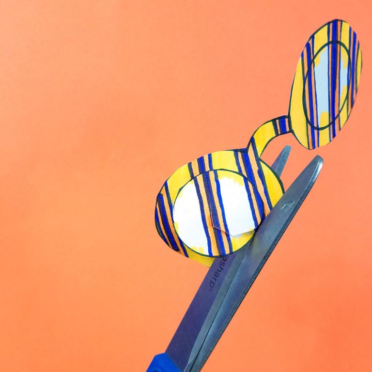 Paper Glasses - Color-in Pretend Glasses Craft * Moms and Crafters