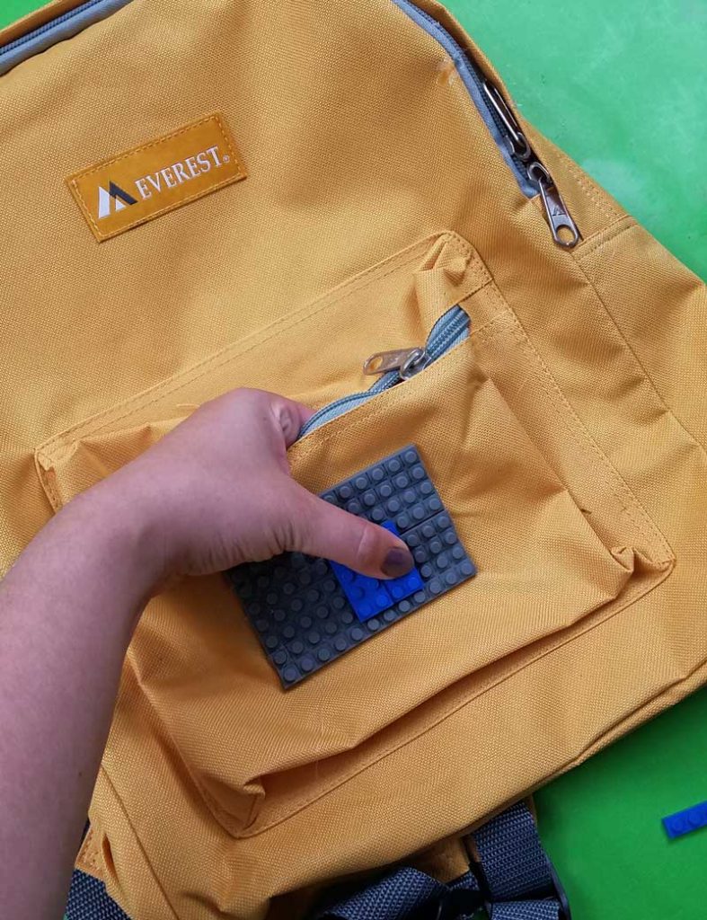LEGO Backpack using real bricks! * Decorate a Backpack Using Real Bricks!