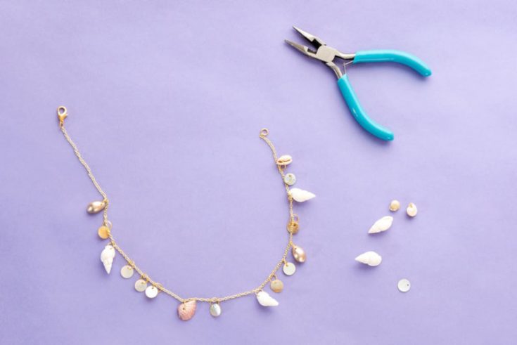 DIY Seashell Jewelry - Bracelets, Earrnings, and Necklaces!