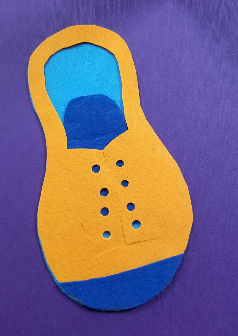 Shoe Tying Practice - Template and DIY Toy * Moms and Crafters