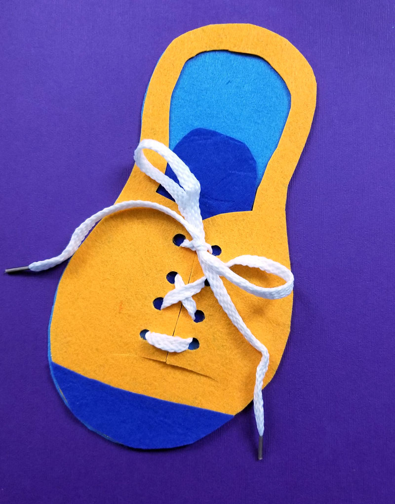 Shoe Tying Practice - Template and DIY Toy * Moms and Crafters