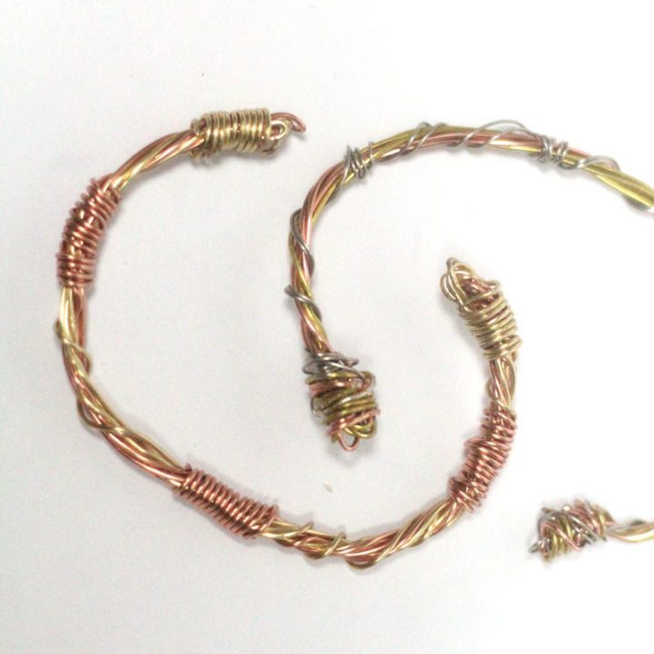 How to Make Wire Bracelets - wire wrapping, bangles, memory wire and more!