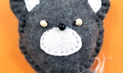 Lots of easy crafts to make!