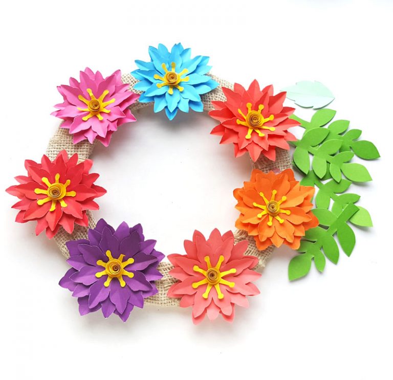Paper Flower Wreath Tutorial - Free Printable Templates