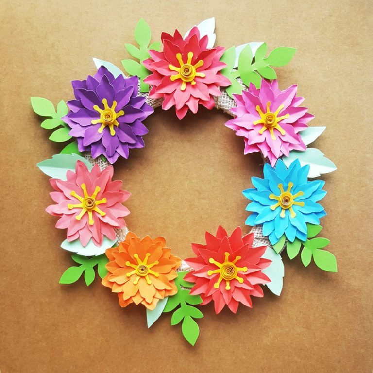 Paper Flower Wreath Tutorial - Free Printable Templates