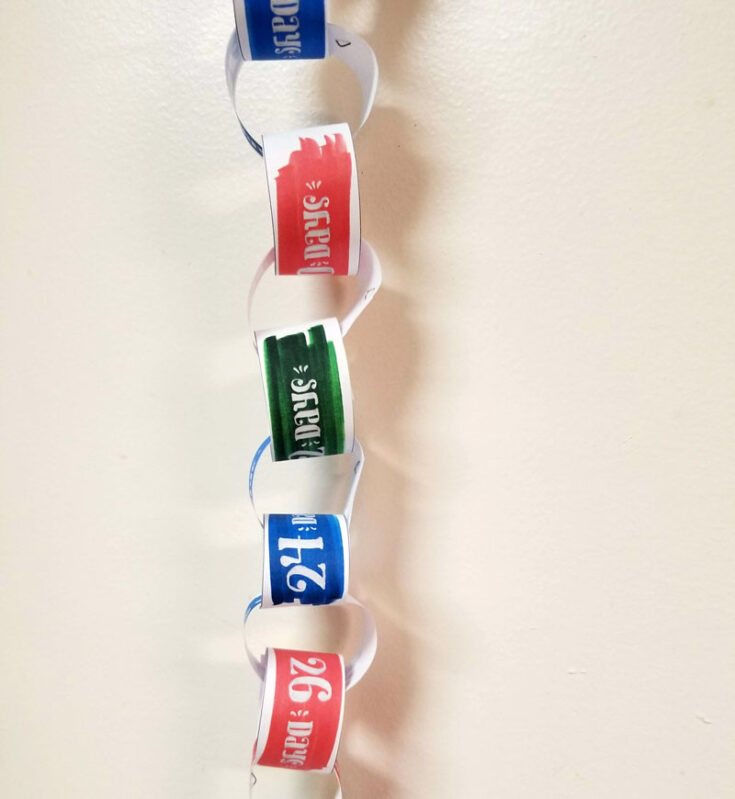 Free printable vacation countdown calendar - Paper Chain