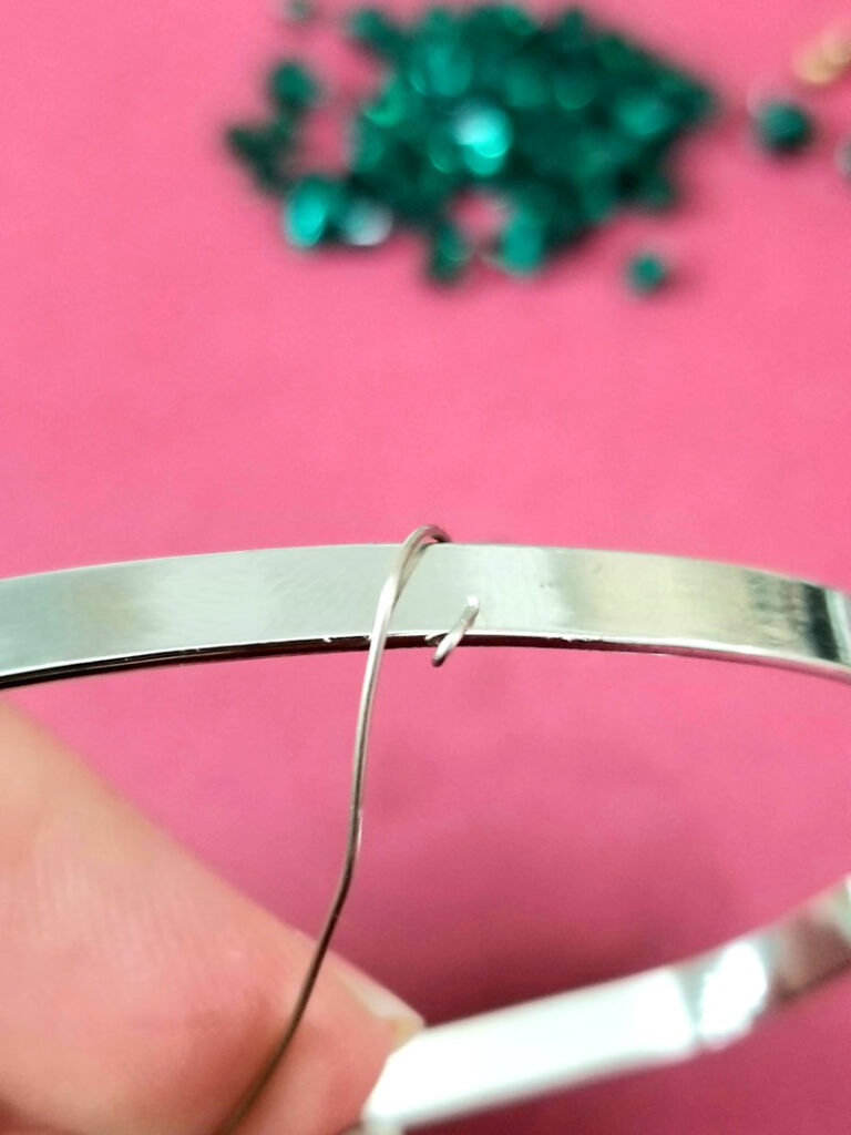 Wire Wrapped Bangle Bracelet Tutorial - the Stunning Sloppy Wrap