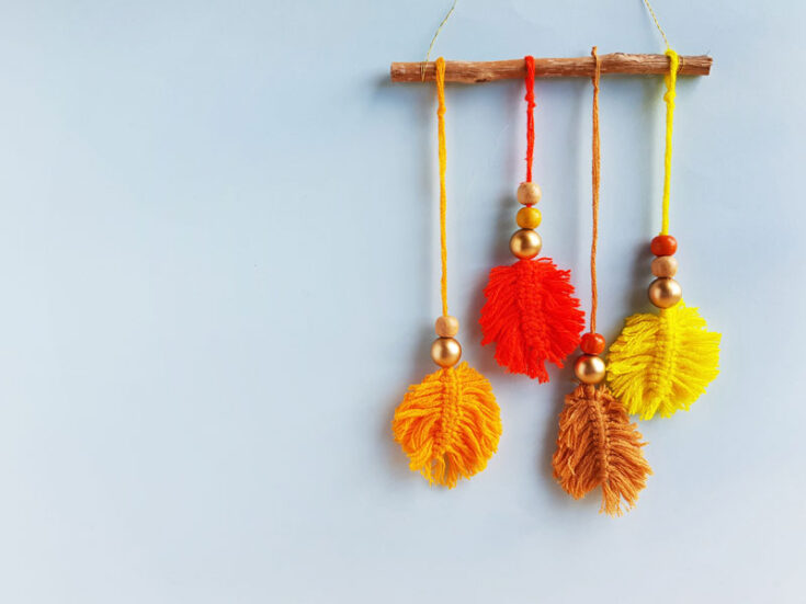 Fall DIY Decor - Macrame Leaf Wall Hanging Tutorial * Moms and Crafters