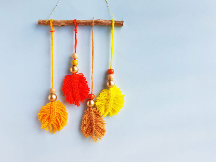 Fall DIY Decor - Macrame Leaf Wall Hanging Tutorial * Moms and Crafters