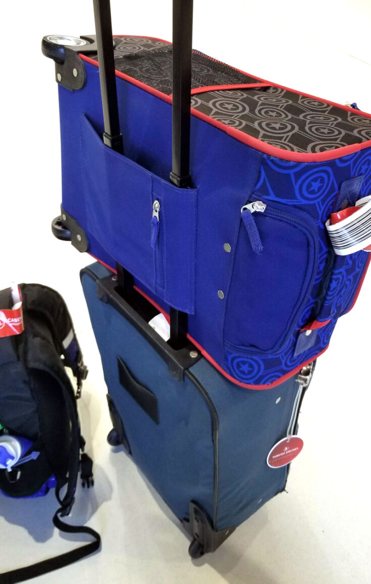 Must Haves for International Travel with Kids * Moms and Crafters