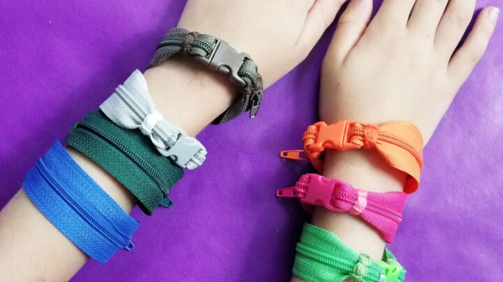 How to Make a Zipper Bracelet - Travel Fidget toy * Moms and Crafters