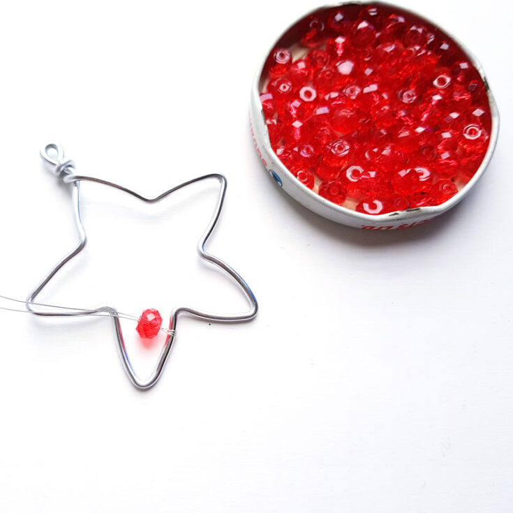 Wire Wrapped Ornaments - Wire Wrapped Star and Angel * Moms and Crafters