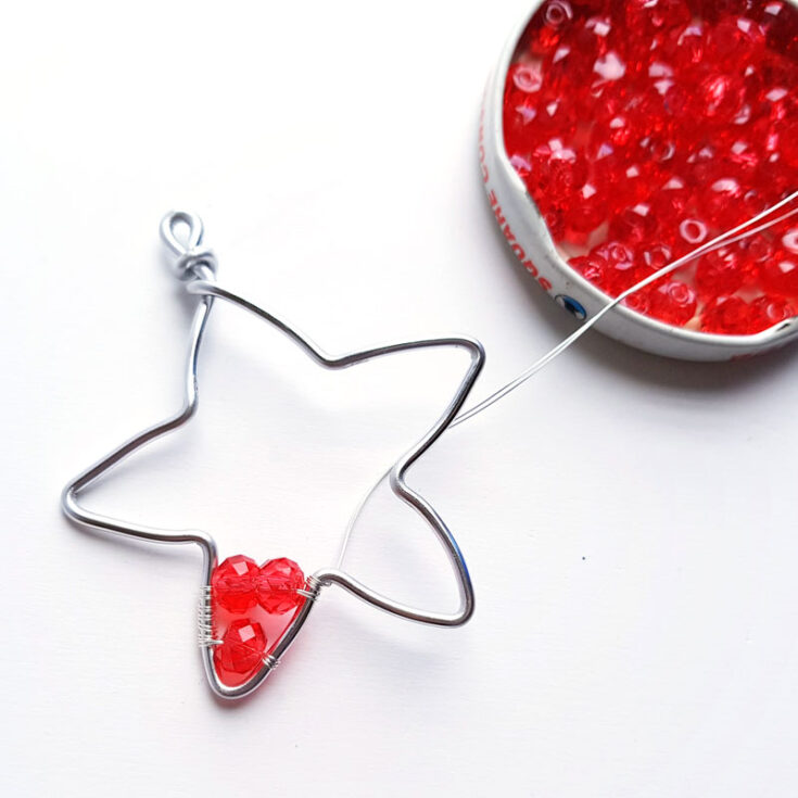 Wire Wrapped Ornaments - Wire Wrapped Star and Angel * Moms and Crafters