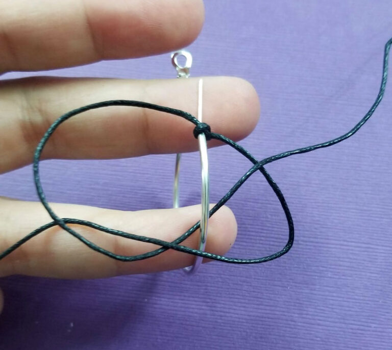 String Wrapped Hoop Earrings - String or Wire * Moms and Crafters