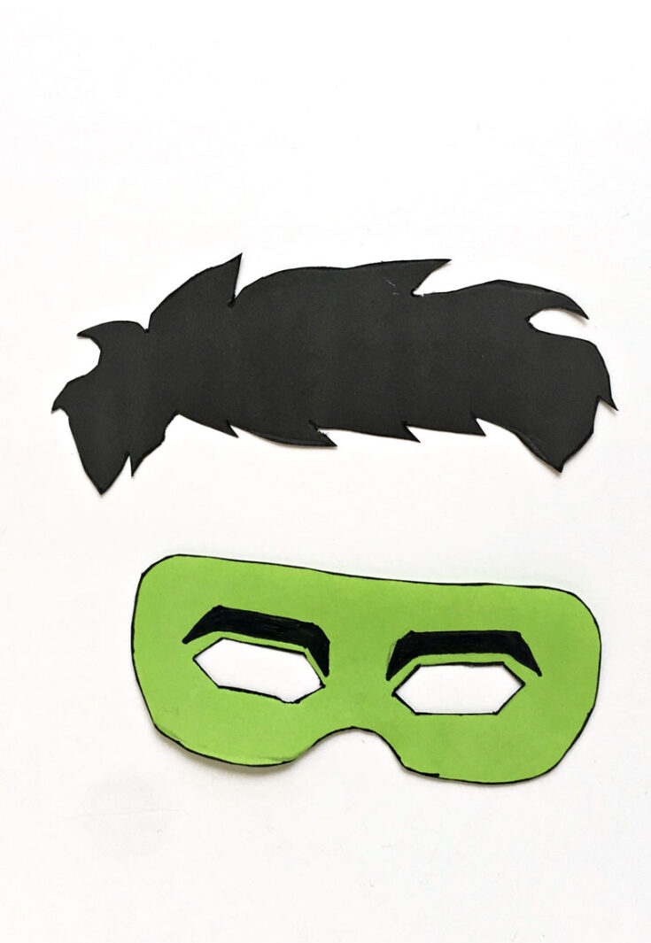 Print or Craft these Epic Superhero Photo Props! (for free)