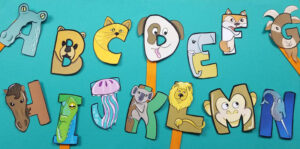 Print and Craft the Cutest Animal Alphabet Puppets! * Moms and Crafters