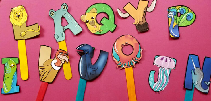 Print and Craft the Cutest Animal Alphabet Puppets! * Moms and Crafters