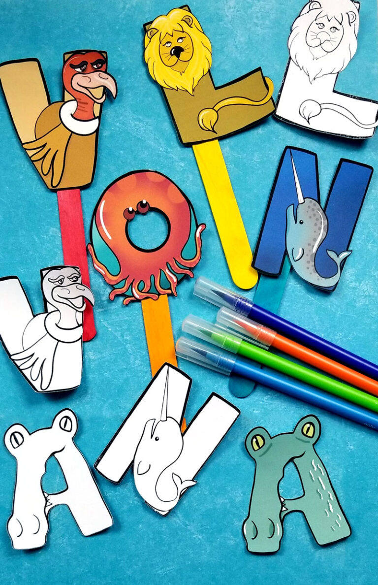 Print and Craft the Cutest Animal Alphabet Puppets! * Moms and Crafters