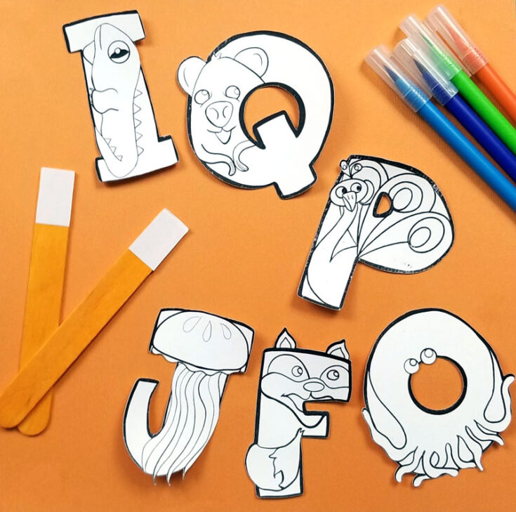 Print and Craft the Cutest Animal Alphabet Puppets! * Moms and Crafters