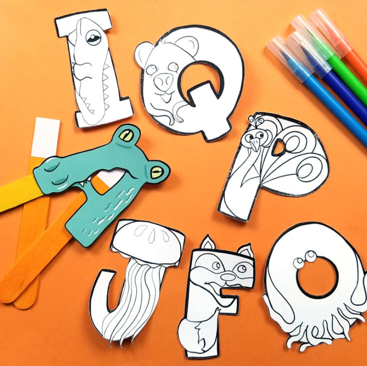 Print and Craft the Cutest Animal Alphabet Puppets! * Moms and Crafters