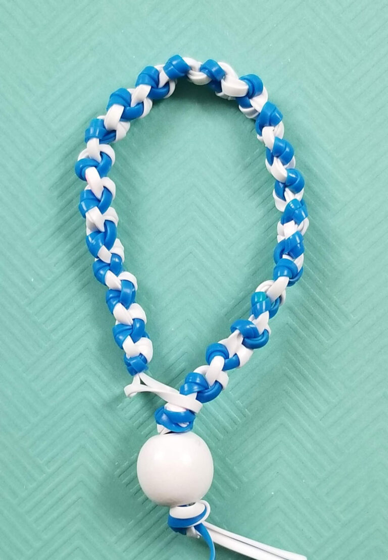 How To Make A Gimp Bracelet 3 Ways Moms And Crafters
