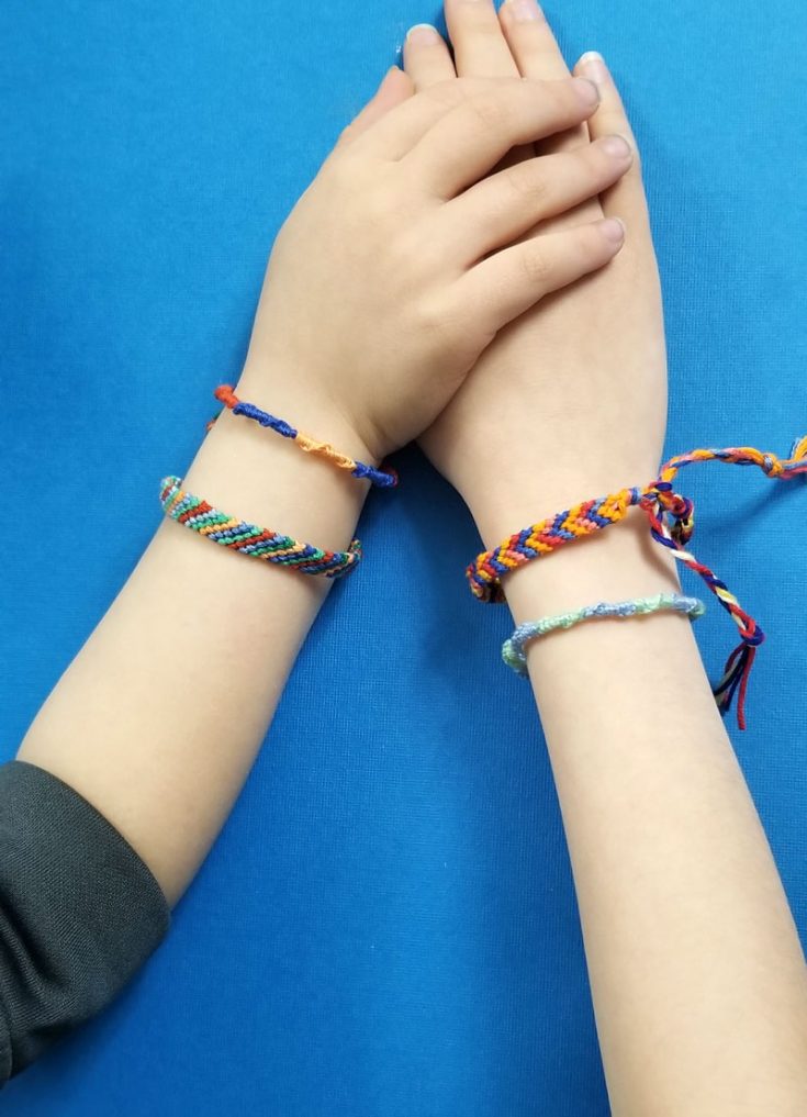 Make Your Own Friendship Bracelets - 3 Beginner Ideas Make Your Own Friendship Bracelets - 3 Beginner Ideas