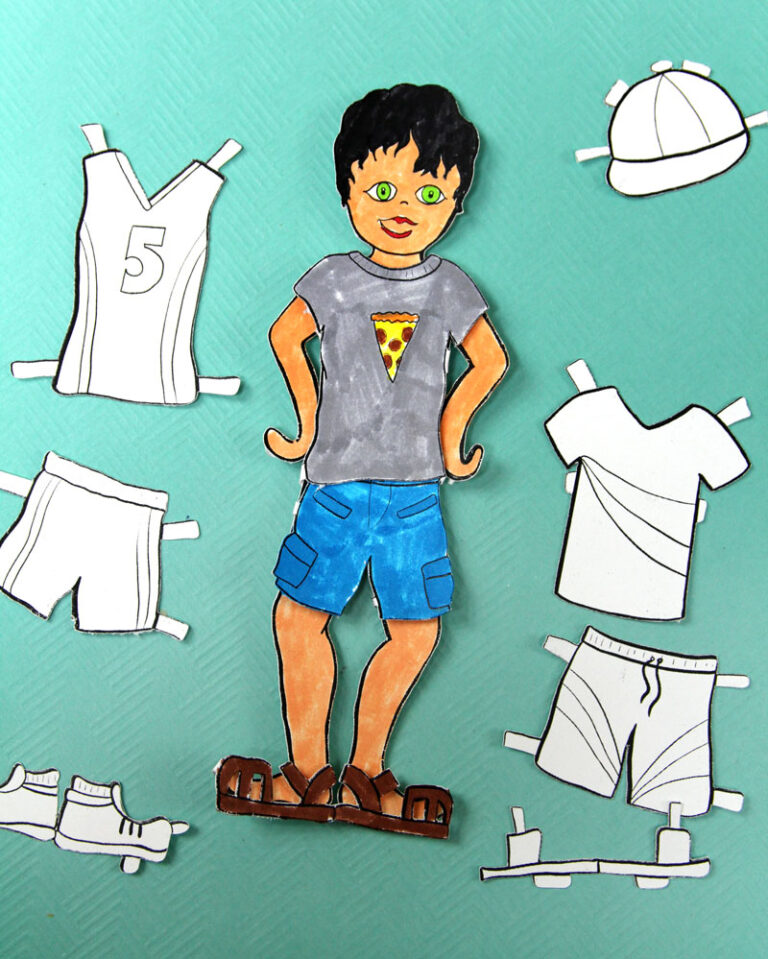 Summer Paper Craft: Color-in Dress Up Dolls * Moms and Crafters
