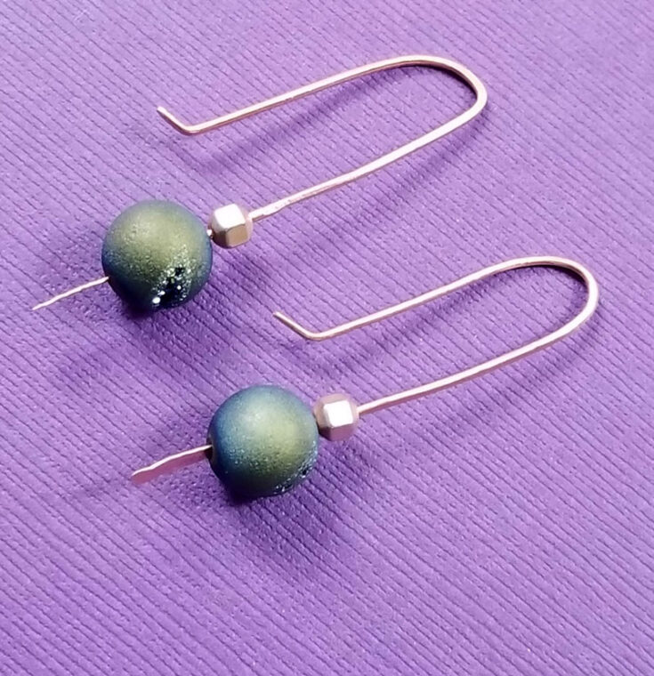 DIY Metal Earrings - Metal Stick Earrings * Moms and Crafters