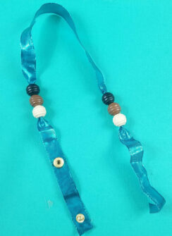 How to Make Mask Lanyards for Boys and Girls * Moms and Crafters